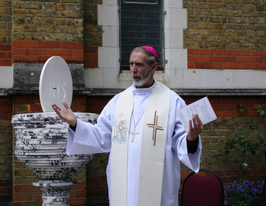 Ilford parish celebrates memory of past priests with vocations novena ...