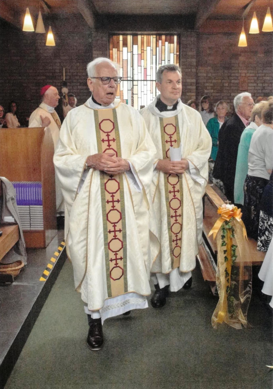 Hutton parish marks jubilee - Brentwood Diocese