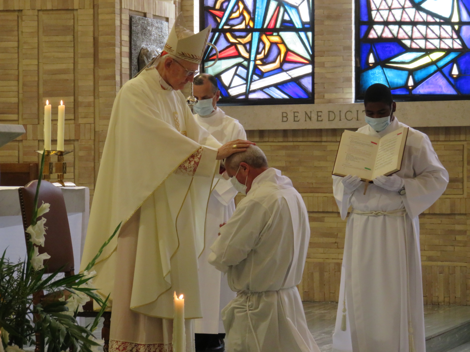 A new deacon is ordained - Brentwood Diocese