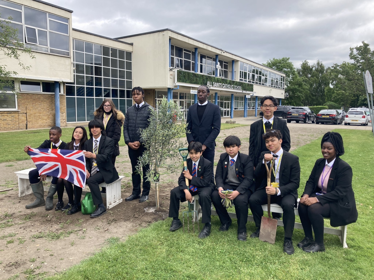 Bishop Alan Williams to ‘plant a tree for the Jubilee’ at Brentwood ...