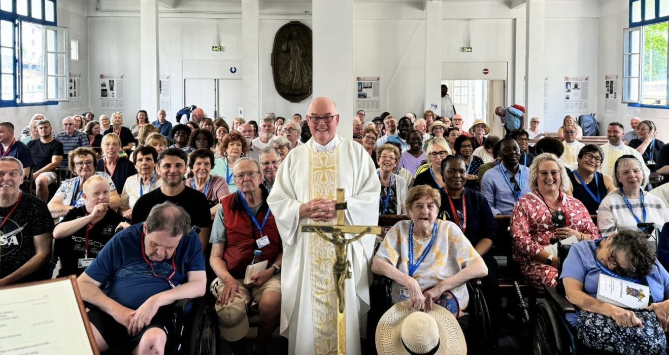 Canon Bob Hamill celebrates 50 years as a priest - Brentwood Diocese